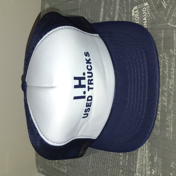 Young An | Accessories | Vtg Ih Used Trucks Trucker Mesh Foam Lined ...